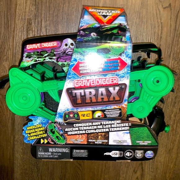 monster jam | Toys | Monster Jam Grave Digger Trax Rc Drives Floats On ...